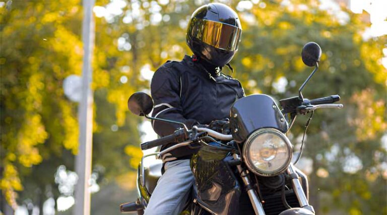Best Budget Motorcycle Helmets of 2025 - Regular Biker